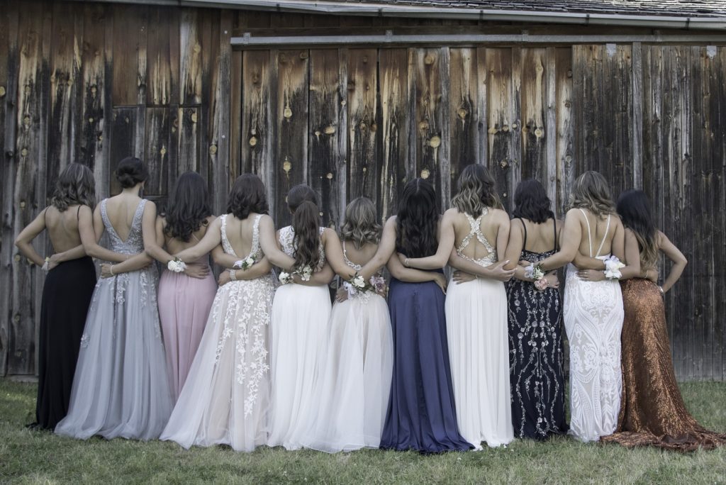 Prom Limo | Graduation Limo Rental | High School Dance Limo